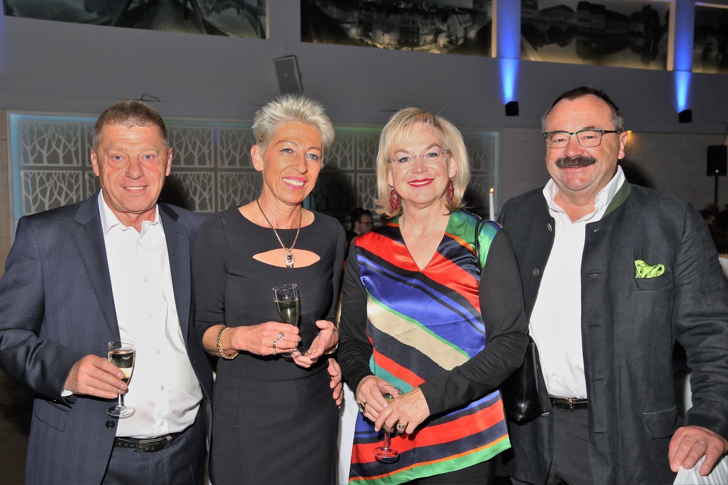 Tolle Veranstaltung für einen guten Zweck. Danke Ute Scholz! - Barbara ...