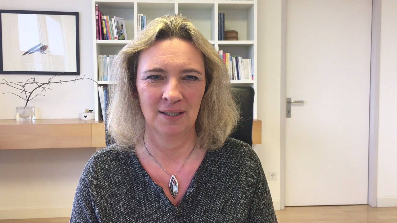 Einigung zum Familiengeld ansehen - Barbara Regitz